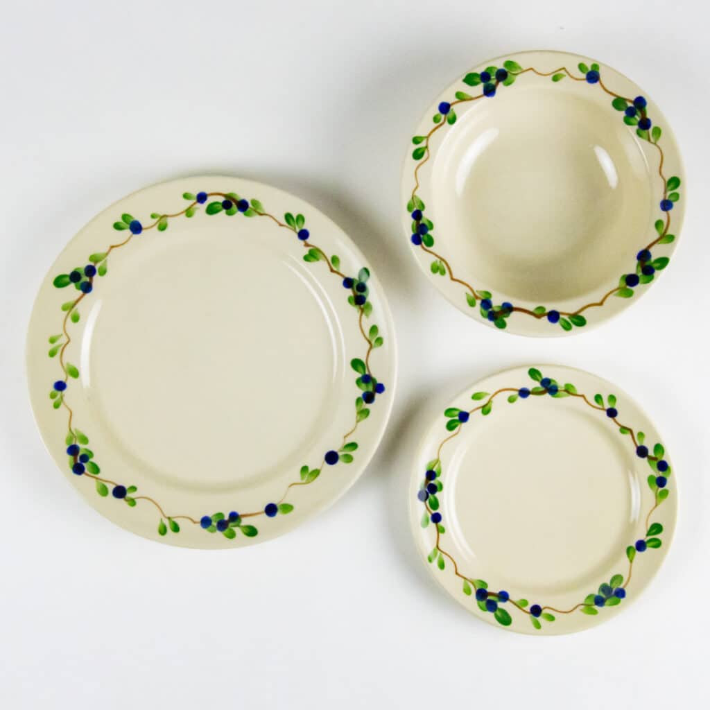 Classic Dinnerware Sets for One | Emerson Creek Pottery