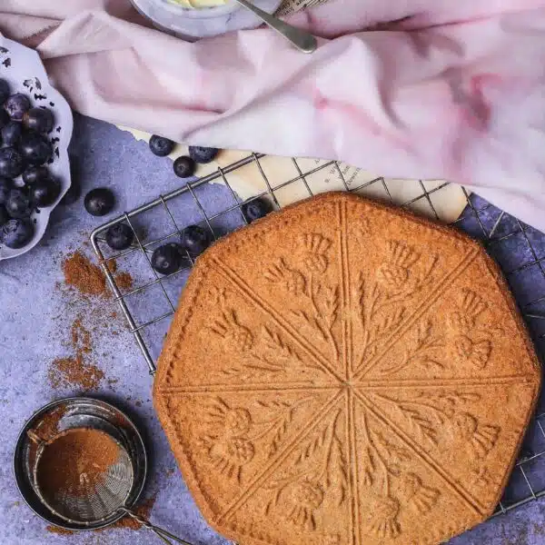 Brown Bag Designs Shortbread Pan | Emerson Creek Pottery